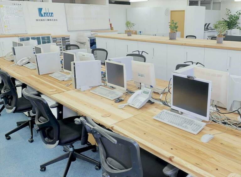 【キイノクス オフィス導入事例】オフィスの木質化リノベーション「国光施設工業」 - キイノクス編集部